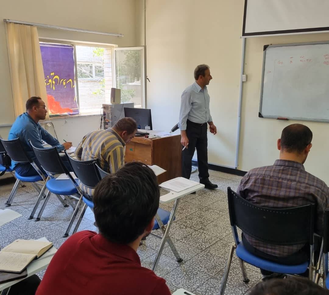 Conducting a driving course Drezin – گسترش آهن راه